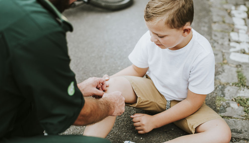 My Child Got Hurt—Should We Go to the ER or Urgent Care? - Revere Health